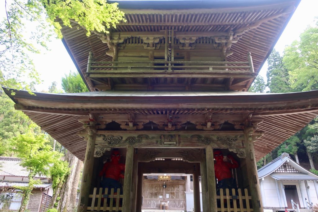 Shakain(釈迦院) ~temple standing up to the 3333 stone steps, Kumamoto ...