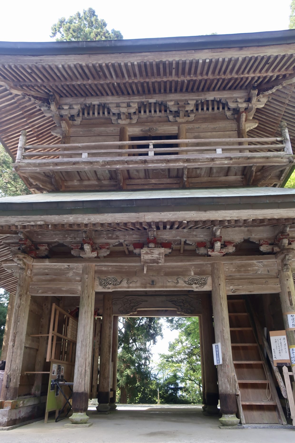 Shakain(釈迦院) ~temple standing up to the 3333 stone steps, Kumamoto ...
